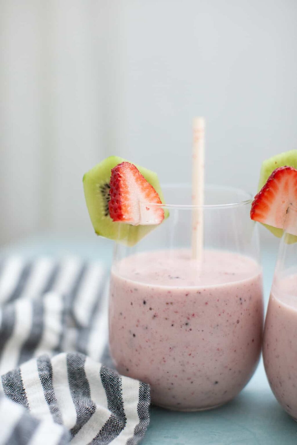 Strawberry Kiwi Smoothie - A Joyfully Mad Kitchen