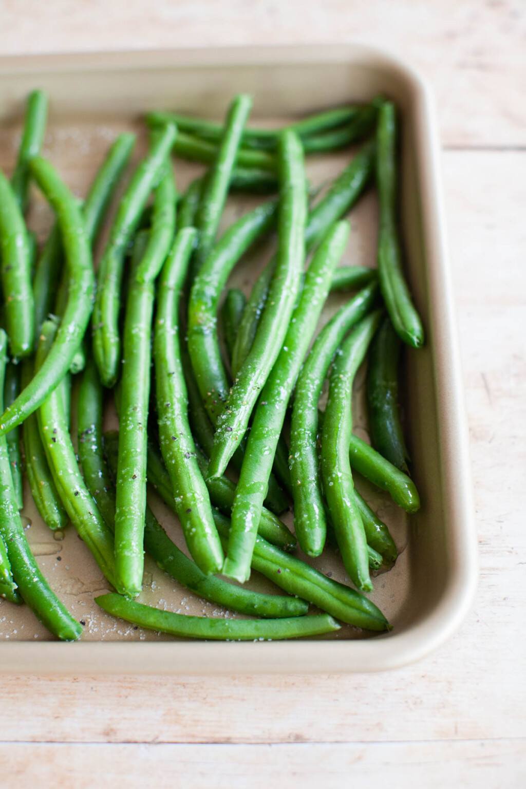 Easy Oven Roasted Green Beans - A Joyfully Mad Kitchen