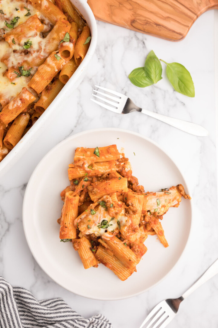 Baked Rigatoni (Easy Dinner Recipe!) - A Joyfully Mad Kitchen