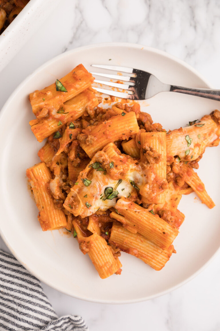 Baked Rigatoni (Easy Dinner Recipe!) - A Joyfully Mad Kitchen