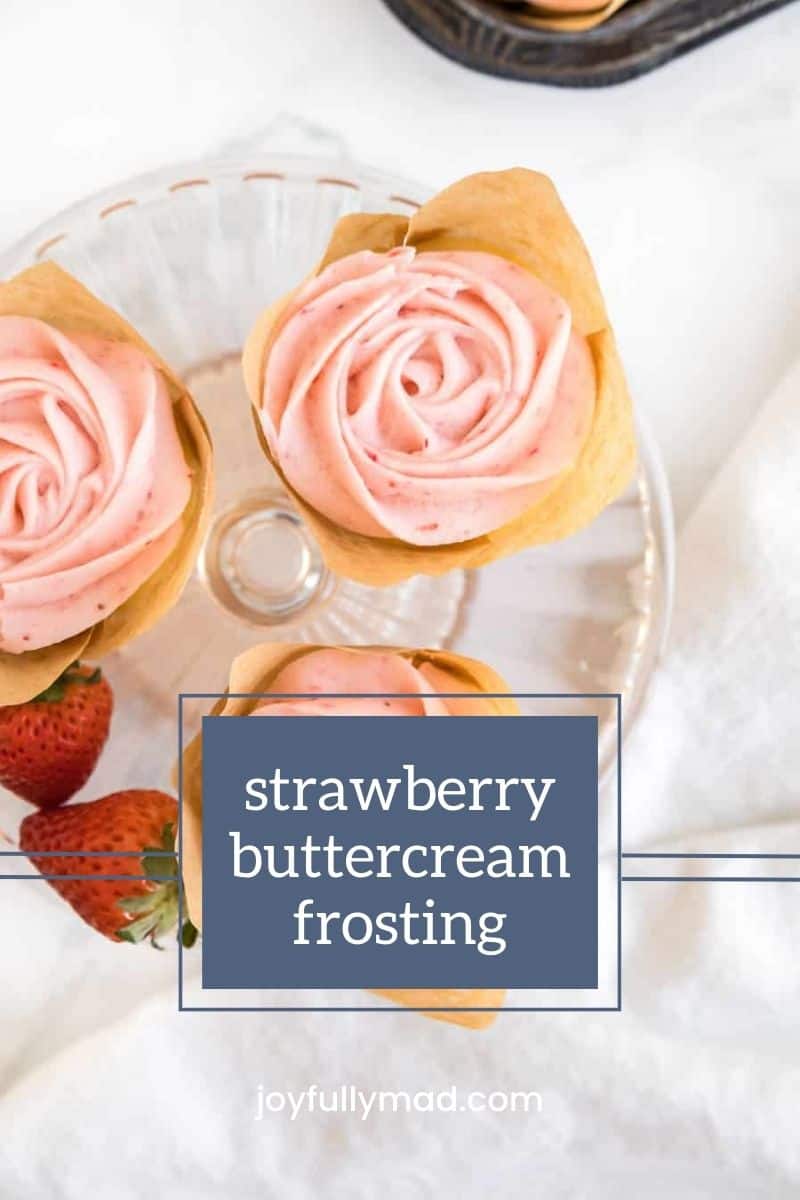 Fresh Strawberry Buttercream Frosting (With Real Strawberries!) - A ...